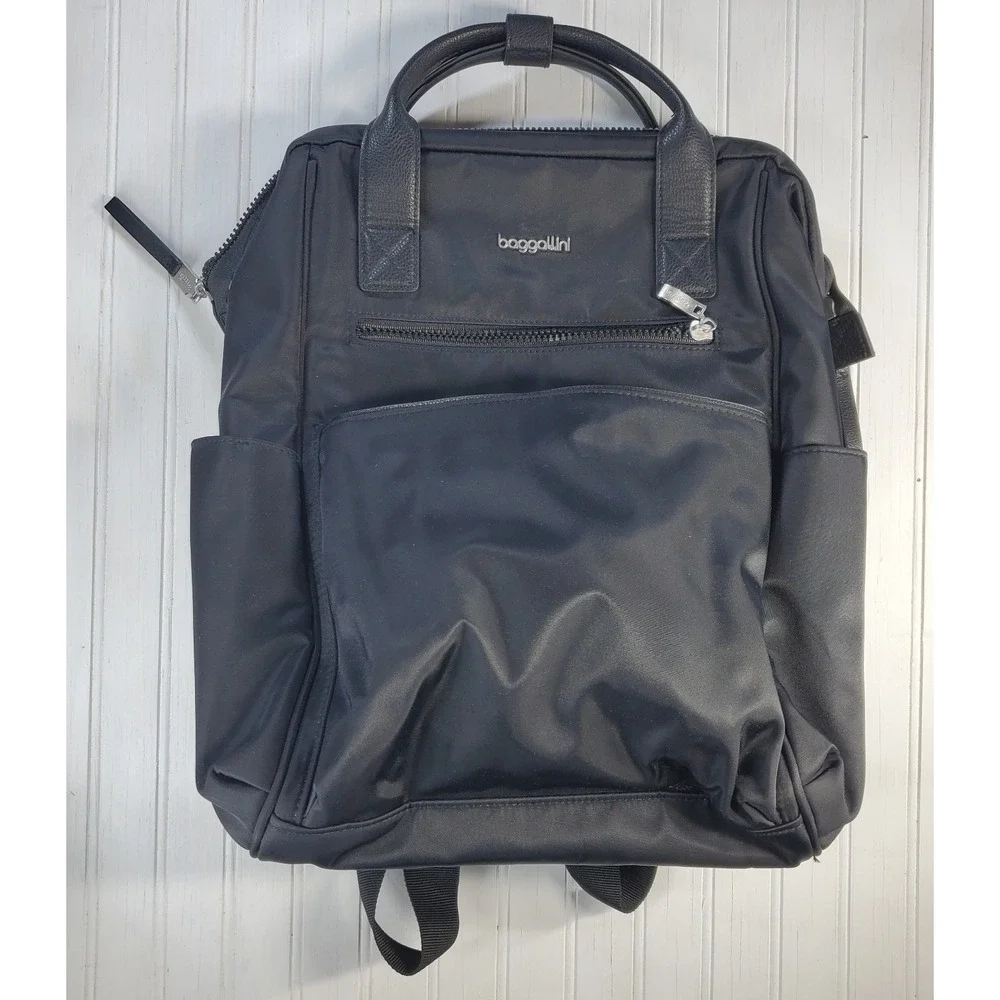 Baggallini | Bags | Baggallini Soho Backpack Womens Laptop Backpack ...